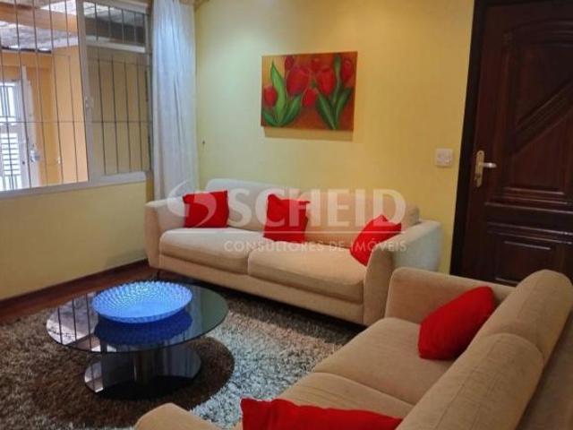 Sobrado à venda de 150,00m² útil, com 4 quartos, no jardim Prudência