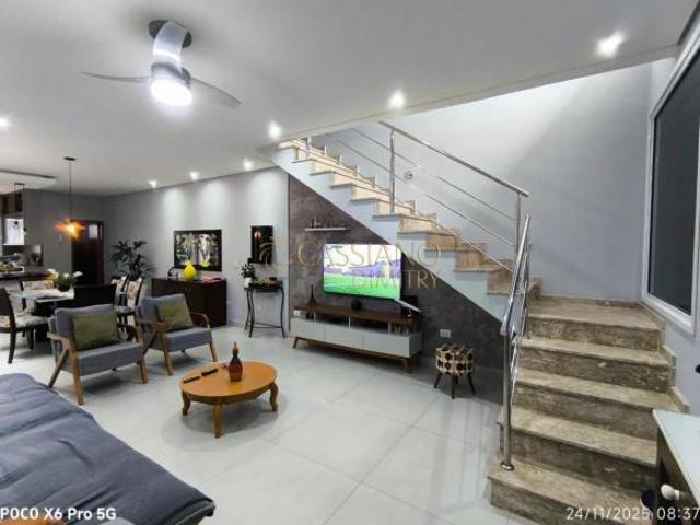 Sobrado à venda de 162m² | 03 dormitórios, sendo 01 suíte e 02 vagas de garagem | Jardim das Industr