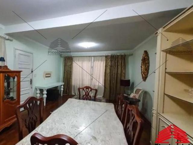 Sobrado a venda de 170 m² no Ipiranga, 3 dormitórios, 1 suíte, 2 banheiros, lavanderia, cozinha, sal