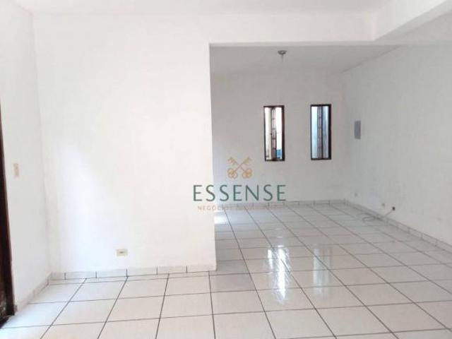 Sobrado à Venda de 187m² no Parque Santa Rosa em Suzano/SP: 03 dormitórios