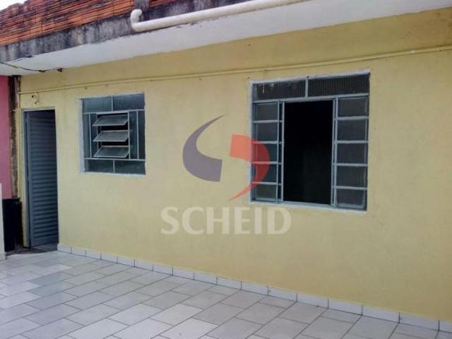 Sobrado a venda de 200,00m² útil, com 3 quartos e 6 vagas na Pedreira