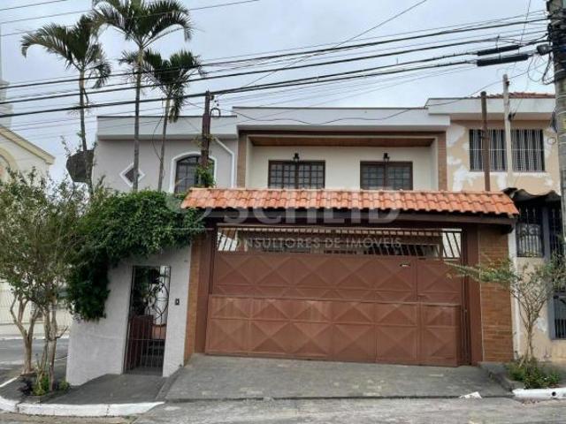 Sobrado a venda de 210,00m² útil, com 5 quartos e 3 vagas na Vila Marari