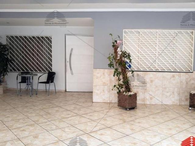 Sobrado a venda de 260 m² no Parque São Lucas, 4 dormitórios, 2 suítes, 4 banheiros, lavanderia, la