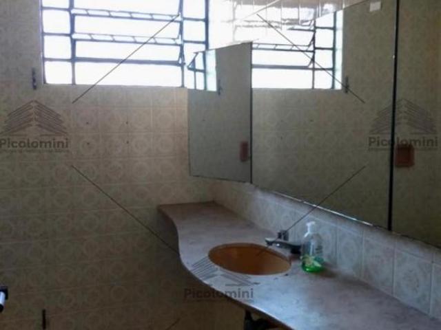 Sobrado a venda de 271 m² no Mirandópolis, 3 dormitórios, 1 suíte, 2 banheiros, lavanderia, área de
