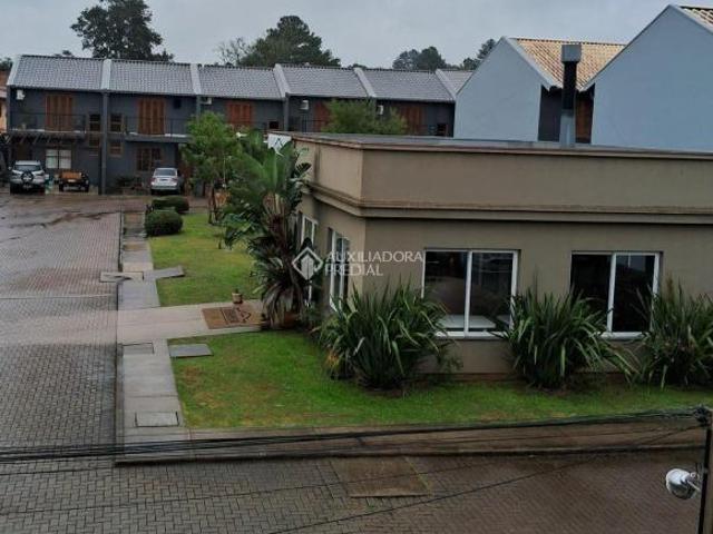 Sobrado à venda de 2 quartos, 73m2 em condomínio fechado e localização privilegiada