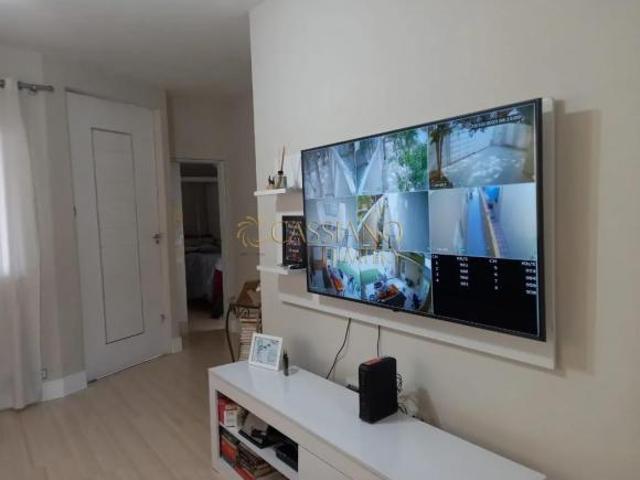 Sobrado à venda de 320m² | 04 dormitórios, sendo 01 suíte, 03 banheiros e 02 vagas de garagem | Jard
