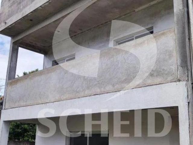 Sobrado a venda de 460,00m² útil, com 5 quartos e 7 vagas na Jabaquara