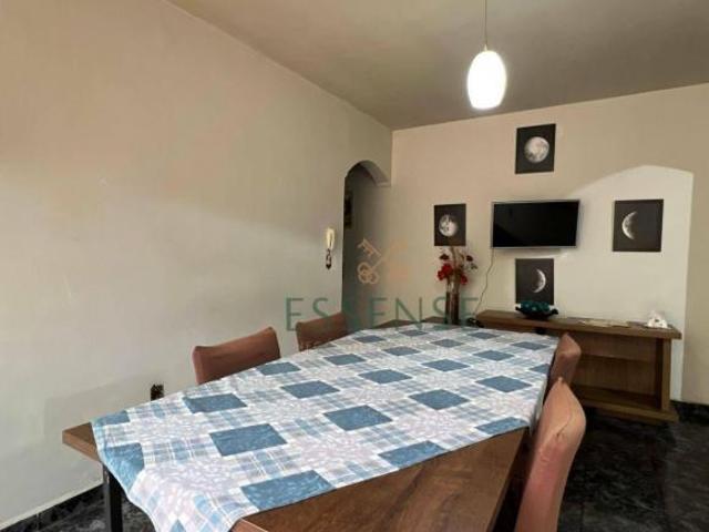 Sobrado à Venda de 498 m² na Vila Amorim em Suzano/SP: 04 dormitórios
