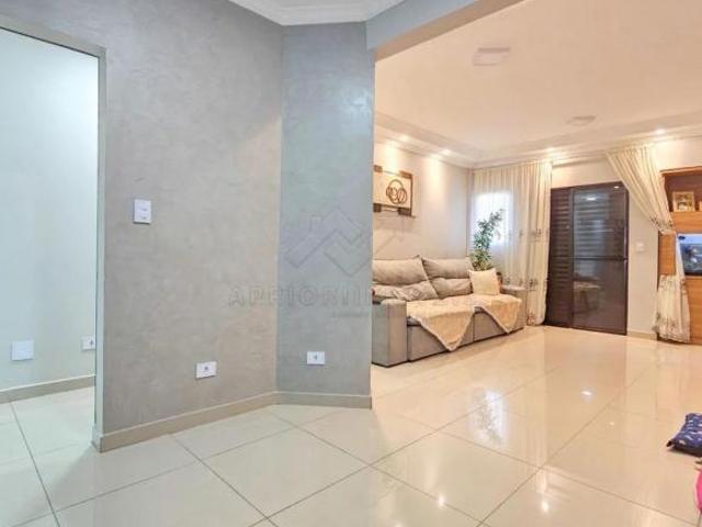 Sobrado à venda de 500m² 03 dormitórios por R$ 850.000,00 no Jardim Las Vegas Santo André SP