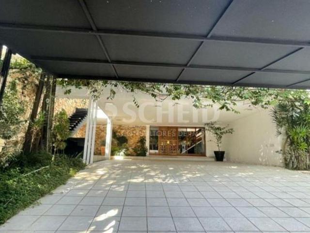 Sobrado a venda de 609,00m² útil, com 7 quartos, no Jardim Guedala