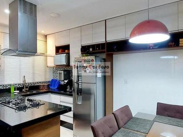 Sobrado a venda de 80m² na Vila Brasileira, em condomínio, 2 quartos sendo suítes, sala e cozinha pl