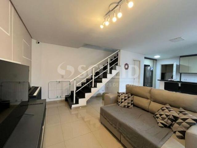 Sobrado a venda de 82,00m² útil, com 2 quartos na Cidade Ademar