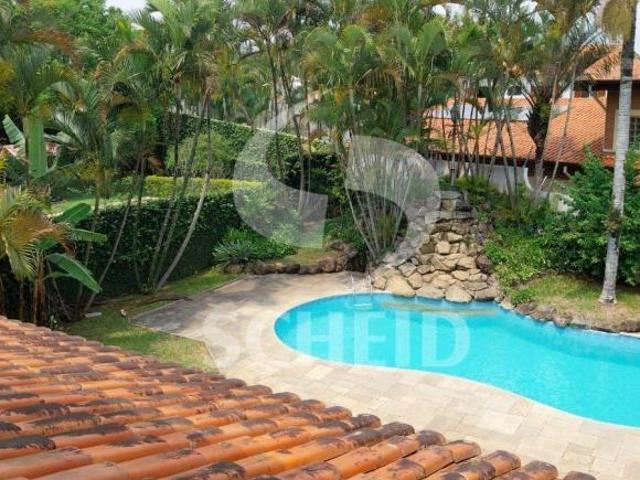 SOBRADO À VENDA E LOCAÇÃO EM INTERLAGOS 1.100m² DE TERRENO E 480m² DE ÁREA CONSTRUÍDA