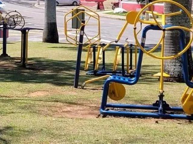 Sobrado à venda e para alugar em Campinas, Loteamento Caminhos de São Conrado S