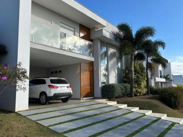 Sobrado à venda e para alugar em Sorocaba, Condomínio Terras de São Lucas, com 3 suítes, com 371 m²