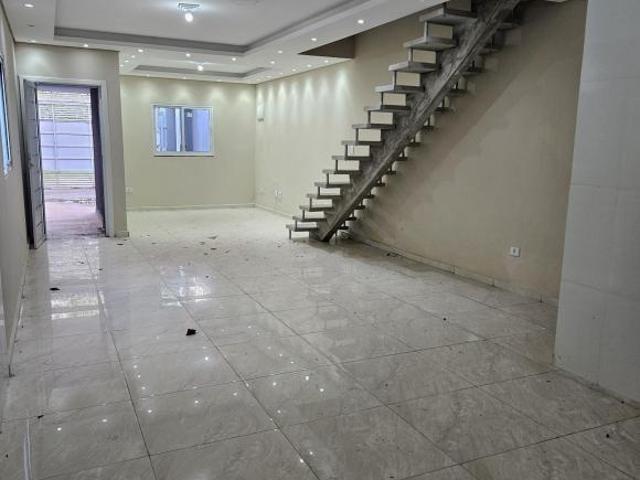 Sobrado A Venda Em Cotia Com 3 Suites