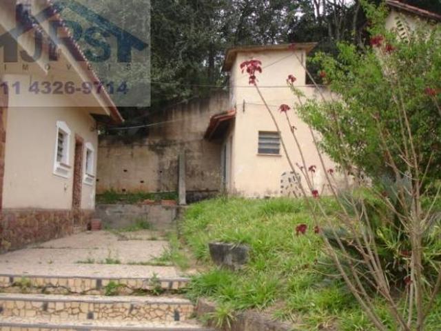 Sobrado à venda em Cotia, Vila Jovina, com 2 quartos, com 175 m²