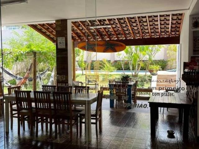 Sobrado a Venda em Condomínio, 3 quartos, 1 suíte, A/C 272m² A/T 522m2