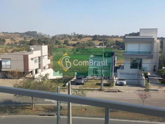 Sobrado á Venda em Condomínio Aruã Brisas shopping, padarias, boulevard, dutra, Airton Senna