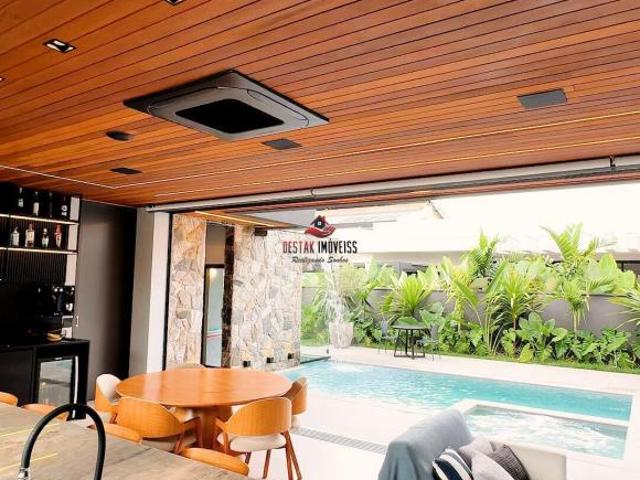 Sobrado à venda em condominio fechado arts Uberlândia mg
