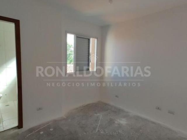 Sobrado a venda em condominio fechado com 02 suites na regiao de Interlagos