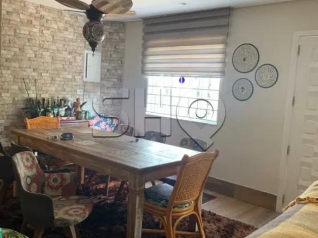 Sobrado à Venda em Condomínio Fechado Vila Ipojuca / Vila Romana