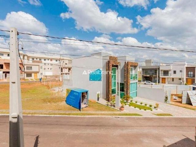 Sobrado a Venda em Condominio no Campo de Santana – Seguranca e Conforto para sua Familia