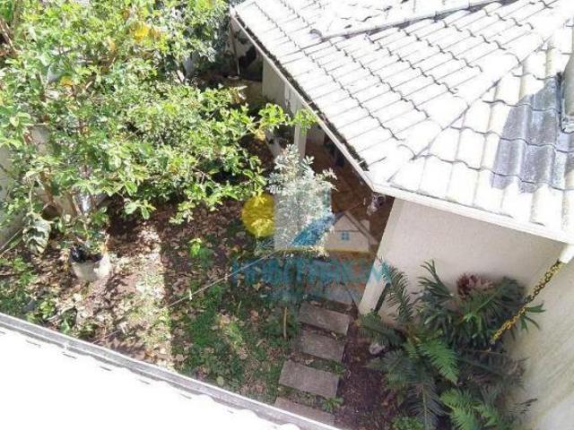 Sobrado à venda em condomínio no CIC, 5 dorm, 2 vagas