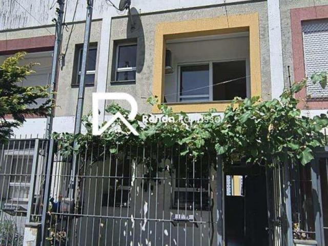 Sobrado à venda em Caxias do Sul, Charqueadas, com 2 quartos, 70m²