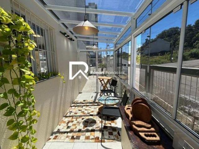 Sobrado à venda em Caxias do Sul, Nossa Senhora da Conceição, com 2 quartos, 75m²