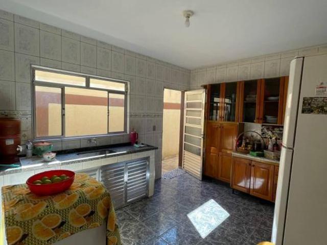 SOBRADO À VENDA EM CAIEIRAS!