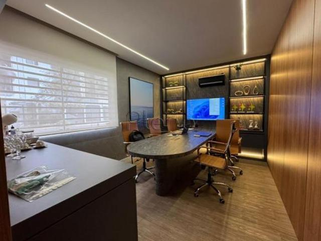 Sobrado à venda em Campinas, Cambuí, com 7 quartos, com 275 m²