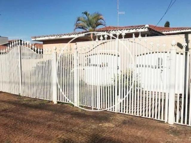 Sobrado à venda em Campinas, Chácara Primavera, com 4 quartos, com 464.5 m²