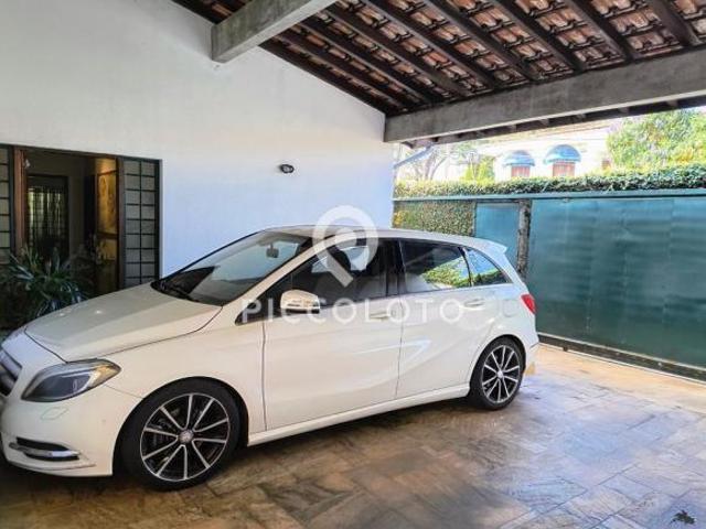 Sobrado à venda em Campinas, Cidade Universitária, com 5 quartos, com 322.43 m²