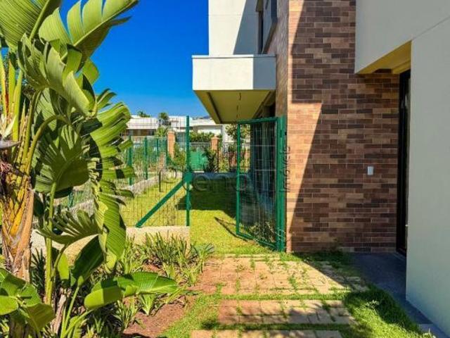 Sobrado à venda em Campinas, Alphaville Dom Pedro, com 3 suítes, com 242.13 m²