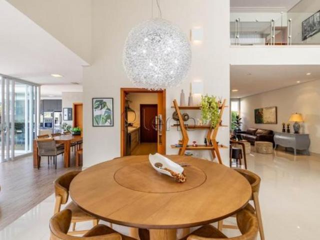 Sobrado à venda em Campinas, Alphaville Dom Pedro, com 4 suítes, com 345.05 m²