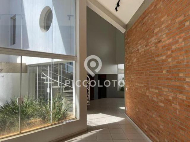 Sobrado à venda em Campinas, Bairro das Palmeiras, com 4 suítes, com 431 m²