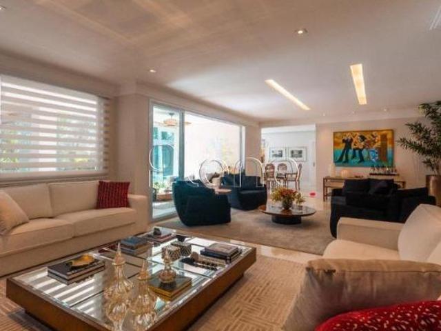 Sobrado à venda em Campinas, Jardim Madalena, com 5 suítes, com 700 m², Vila Verde