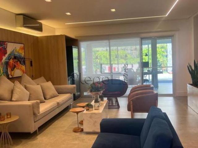 Sobrado à venda em Campinas, Jardim Madalena, com 3 suítes, com 250 m², Galleria