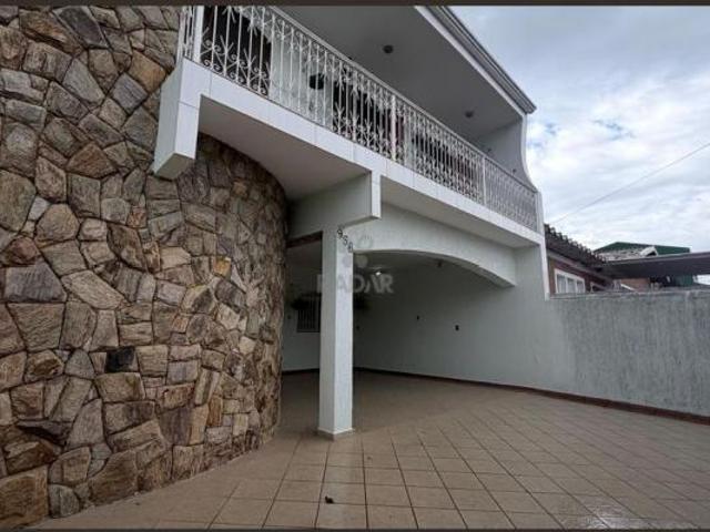 Sobrado à venda em Campinas, Jardim Nova Europa, com 4 quartos, com 248 m²