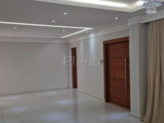 Sobrado à venda em Campinas, Jardim Chapadão, com 4 suítes, com 360 m²