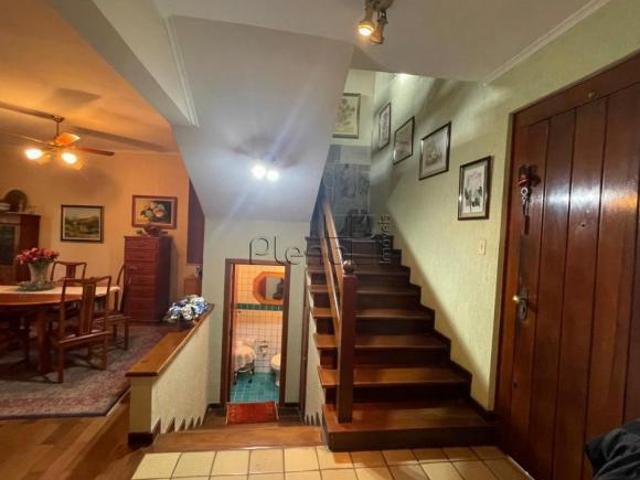 Sobrado à venda em Campinas, Jardim Guarani, com 4 quartos, com 221.44 m²