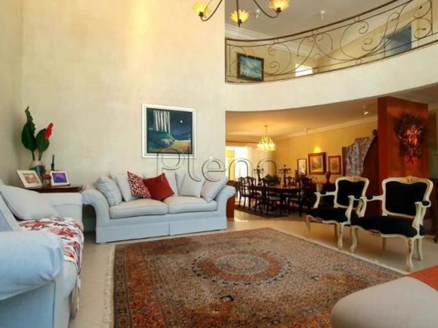 Sobrado à venda em Campinas, Loteamento Alphaville Campinas, com 3 suítes, com 374 m²