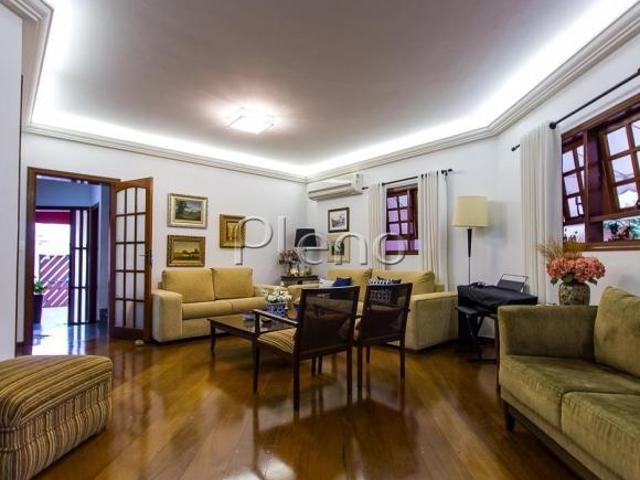 Sobrado à venda em Campinas, Nova Campinas, com 4 quartos, com 306 m²