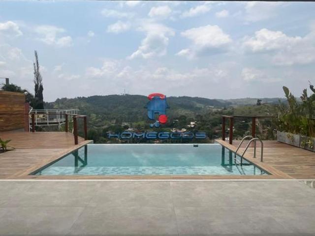 Sobrado à venda em Campinas, Sousas, com 4 suítes, com 355 m², Jardim Botânico