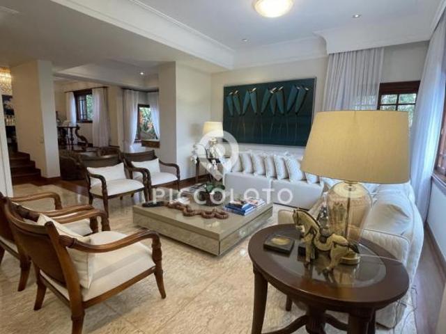 Sobrado à venda em Campinas, Sítios de Recreio Gramado, com 4 suítes, com 774.46 m²