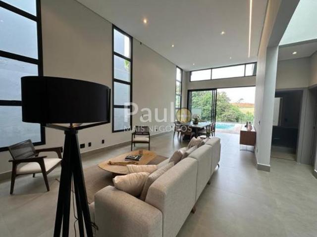 Sobrado à venda em Campinas, Swiss Park Baden, com 3 suítes, com 399.11 m², Baden