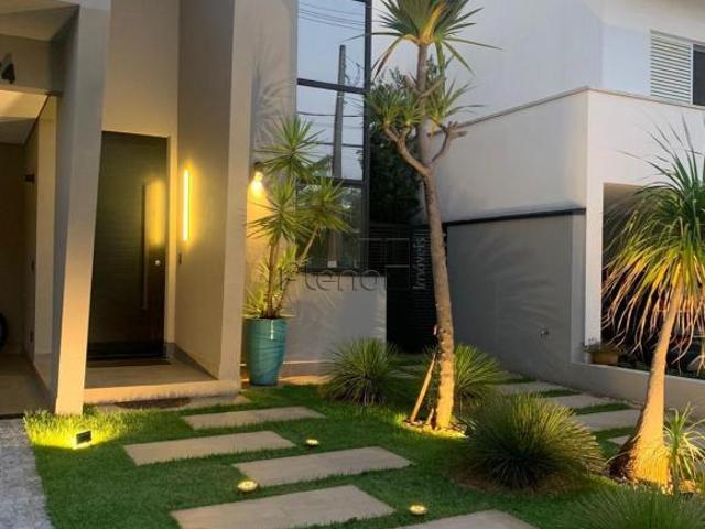 Sobrado à venda em Campinas, Swiss Park, com 3 suítes, com 269.15 m², Residencia