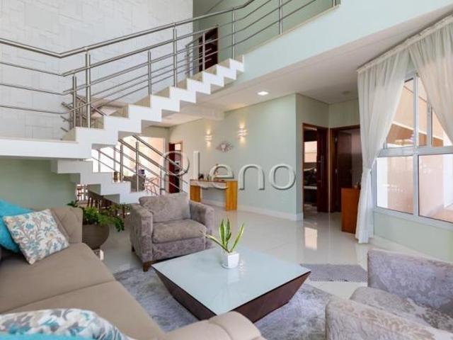 Sobrado à venda em Campinas, Swiss Park, com 3 suítes, com 275.17 m²