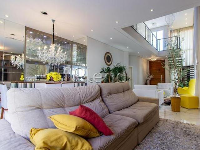 Sobrado à venda em Campinas, Swiss Park, com 3 suítes, com 300 m²